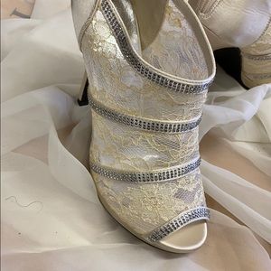 De Blossom Collection | Shoes | Bridal Shoe | Poshmark